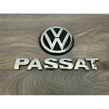 Monogrammes insignes logos badges emblèmes sigles VOLKSWAGEN PASSAT
