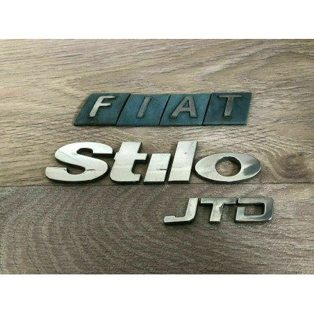 Monogrammes insignes logos badges emblèmes sigles FIAT STILO JTD