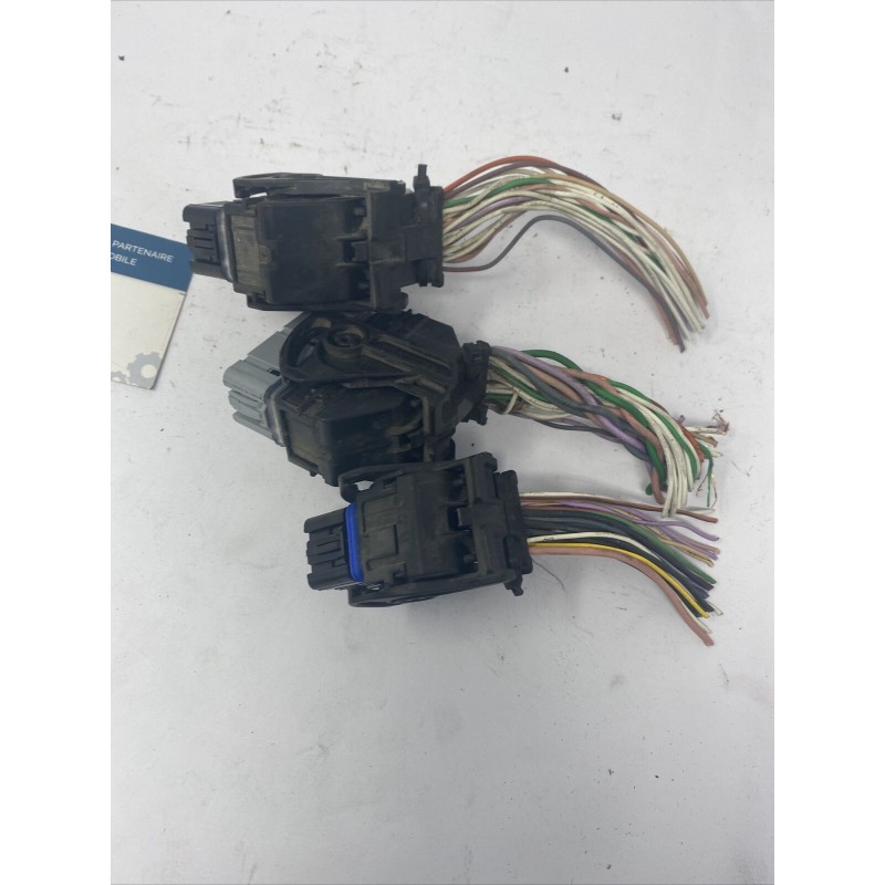 CONNECTEUR FICHE FAISCEAUX CABLE CÂBLAGE PLUG ECU DE CALCULATEUR MOTEUR ...