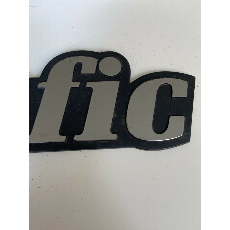 RENAULT TRAFIC ORIGINE MONOGRAMME LOGO EMBLÈME INSIGNE CUSTODES SIGLES