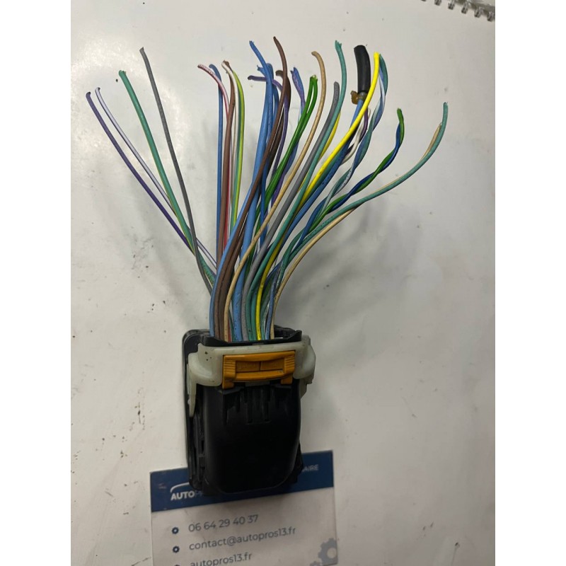 0281035365 Fiche Connecteur Plug de Calculateur Peugeot 208 Autopros13