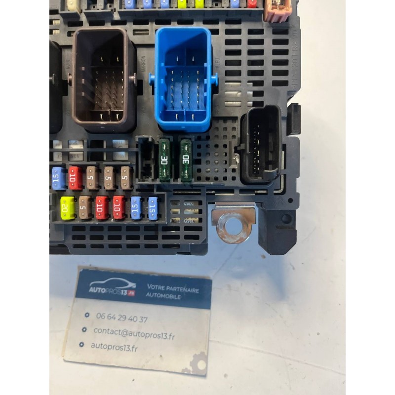 Z05 USM BOITIER FUSIBLE SERVITUDE BSM MODULE MOTEUR PEUGEOT CITROEN ...